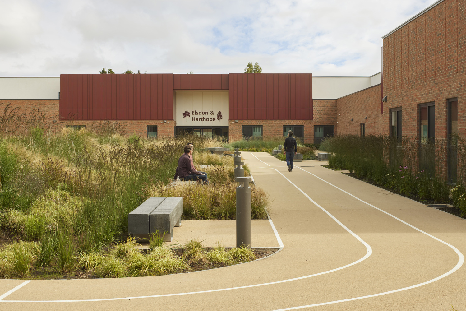 Arsitektur untuk Tunarungu: Prinsip Deaf Space Gallaudet